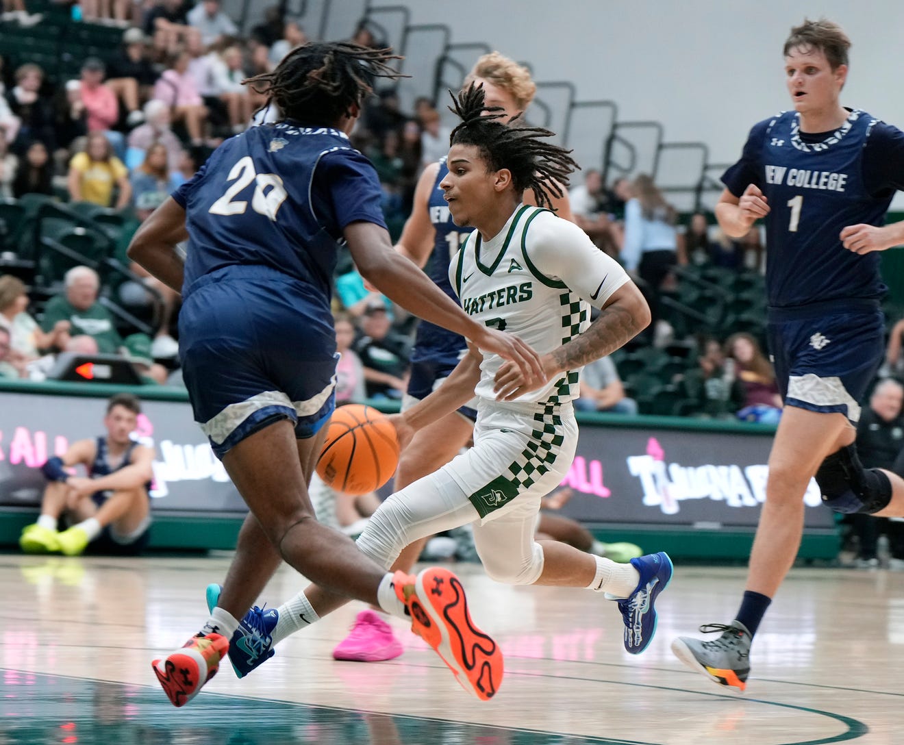 Ten of the top College Basketball AP top 25 teams boast familiarity ...